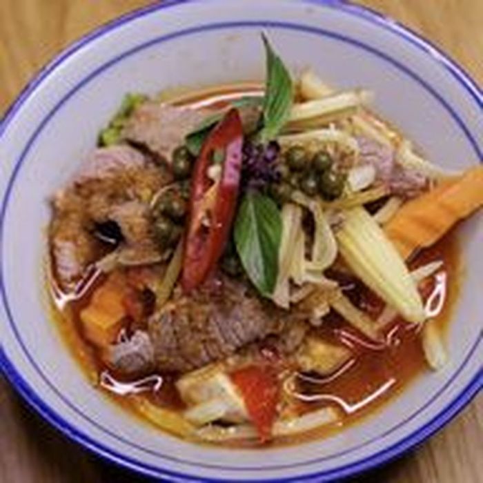 92 Chilli Basil Thai Restaurant