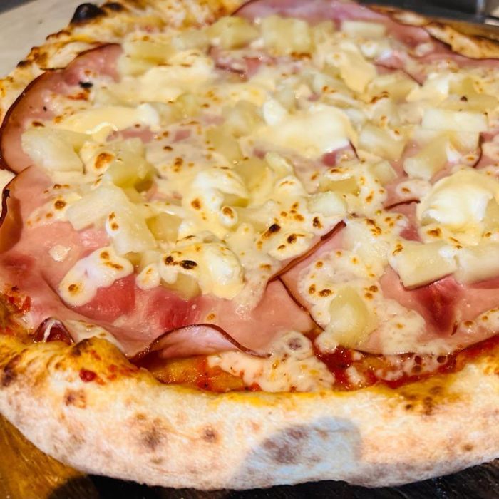 Landing Point Woodfire Pizza Pasta & Grill